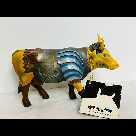 Westland | Accents | Cow Parade Figurine 7249 Gladiator Cow Retired ...